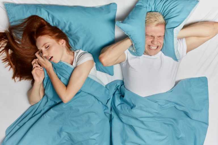 Why do people snore? - News Nit Why do people snore